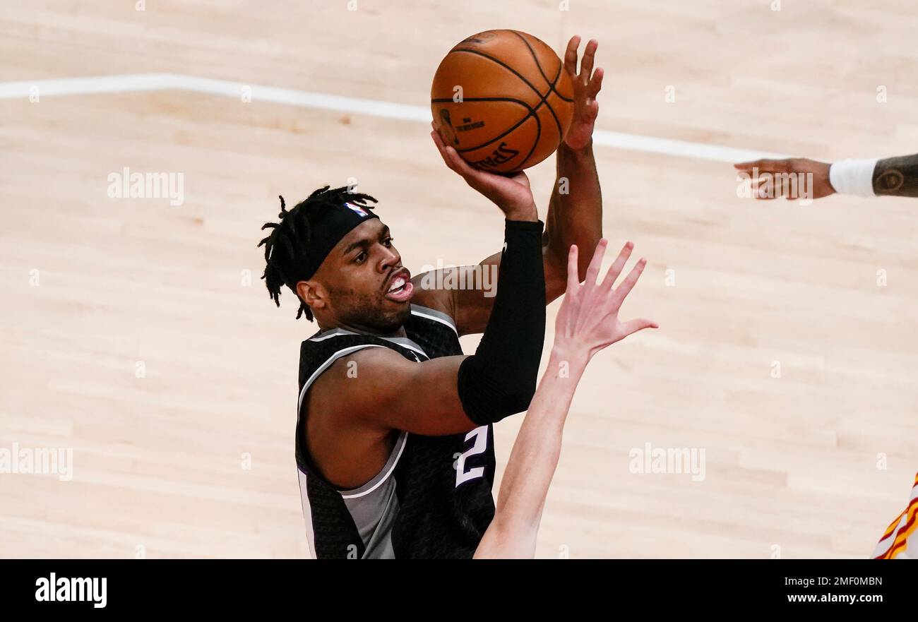 CORRECTS TO SACRAMENTO KINGS' BUDDY HIELD NOT ATLANTA HAWKS' BRUNO ...