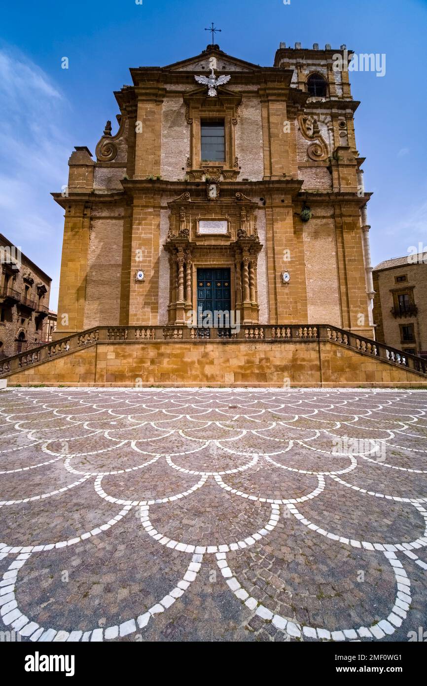 Facade of the church Piazza Armerina Cathedral, Basilica cattedrale di ...