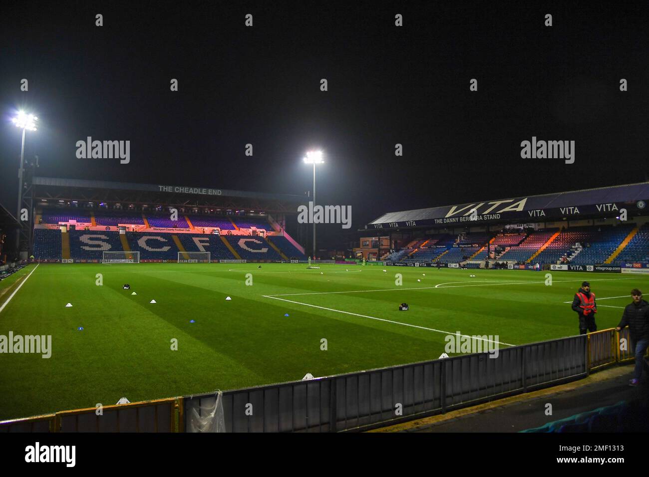 Edgeley park stockport general view hi-res stock photography and images ...