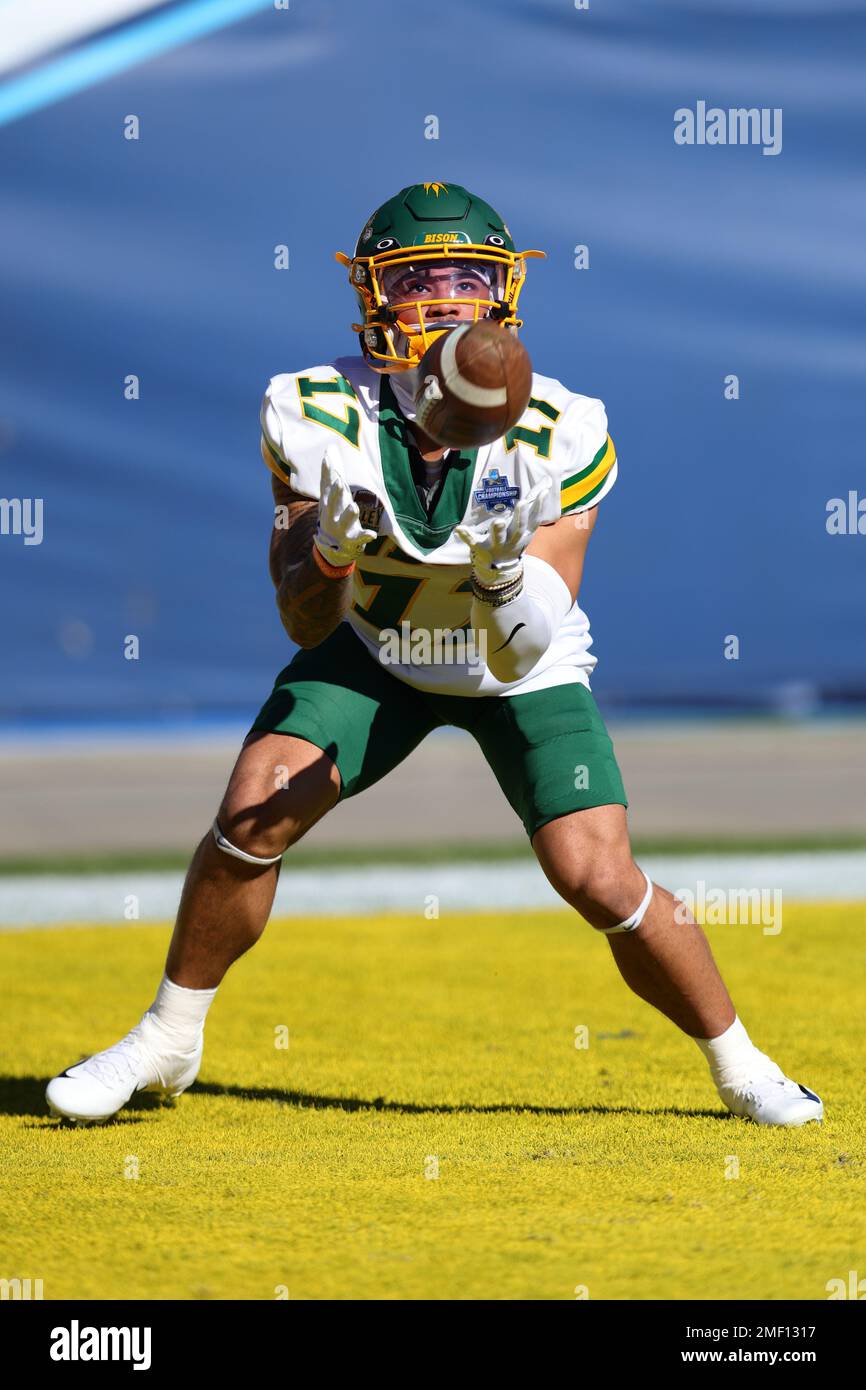 North Dakota State Bisons RaJa Nelson (17) during warmups for the 2023 ...