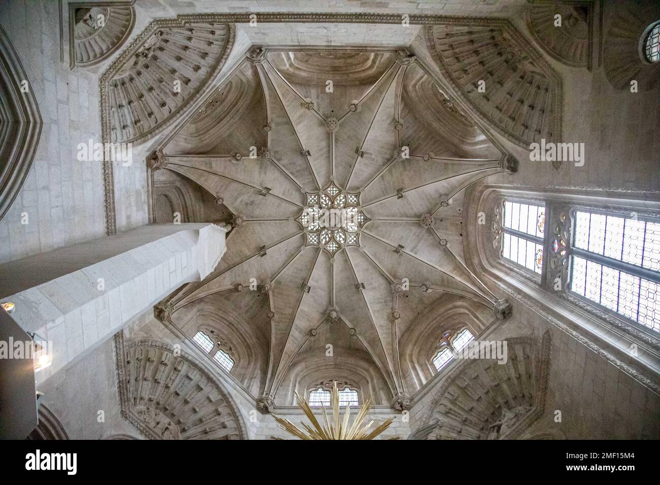 8 point star o the ceiling of the Cathedral de Burgos Spain Stock Photo ...