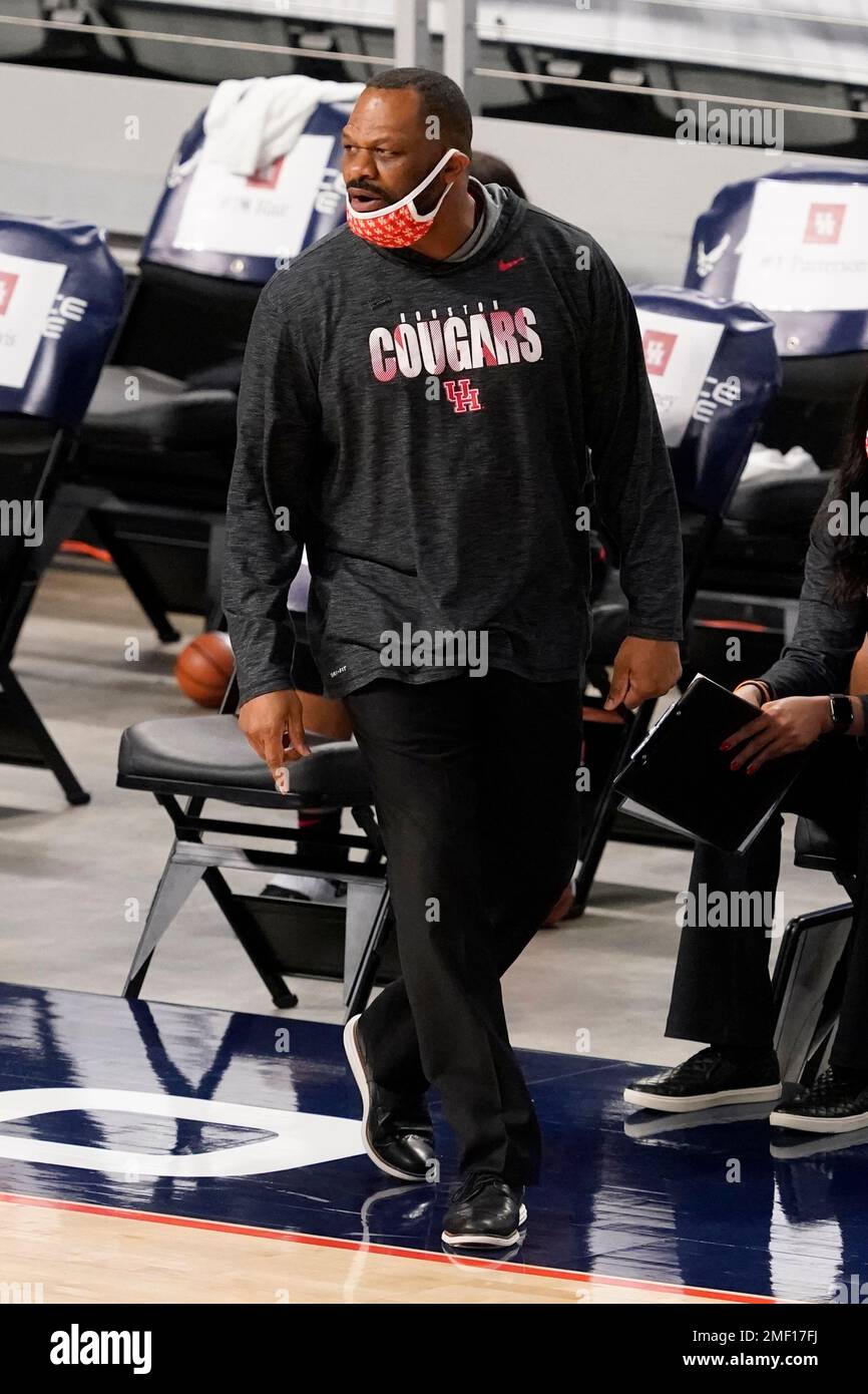 Houston head coach Ronald Hughey watches from the bench during the ...