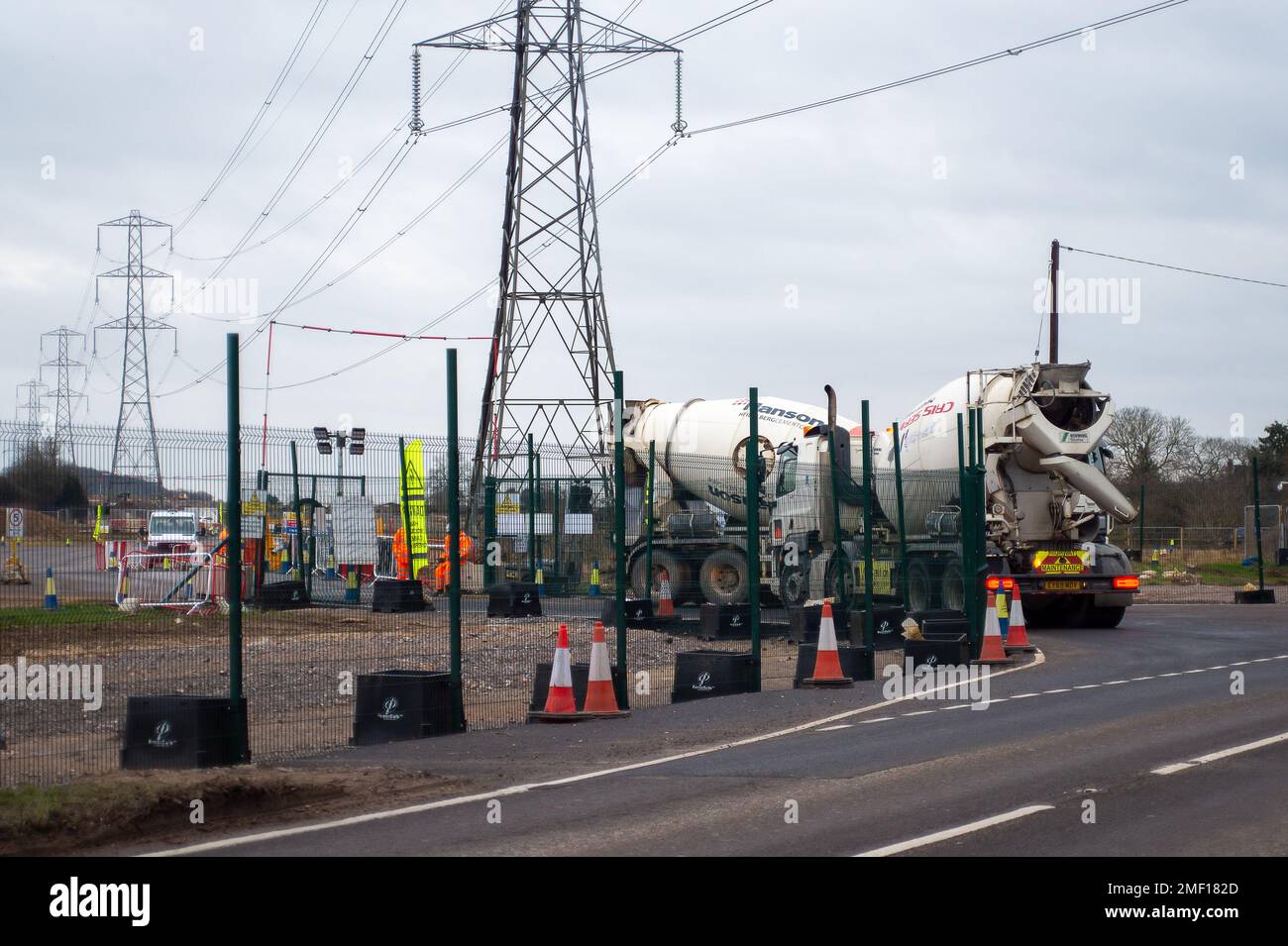 Wendover, Aylesbury, Buckinghamshire, UK. 28th February, 2022. The HS2 ...
