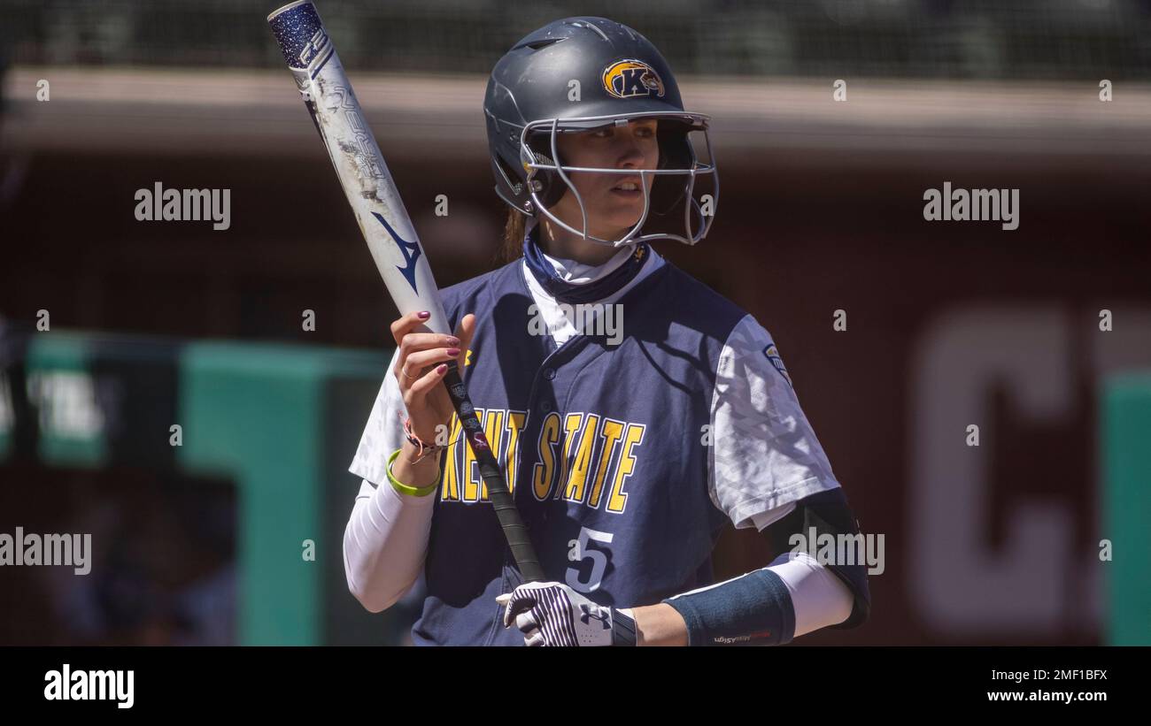 Kent State utility Madyson Cole (5) during an NCAA softball game on ...