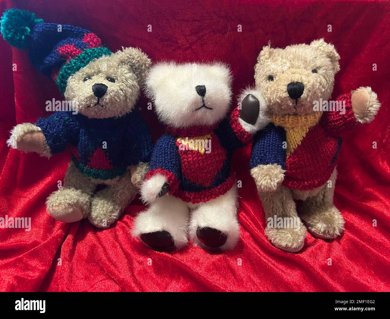 Three stuffed animals hi-res stock photography and images - Alamy