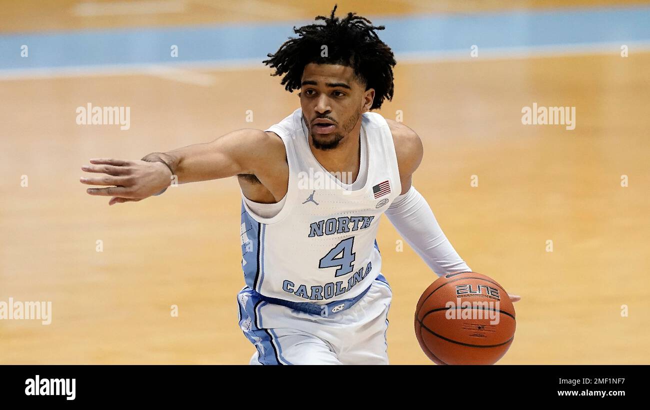 North Carolina guard R.J. Davis (4) dribbles against Duke during the ...