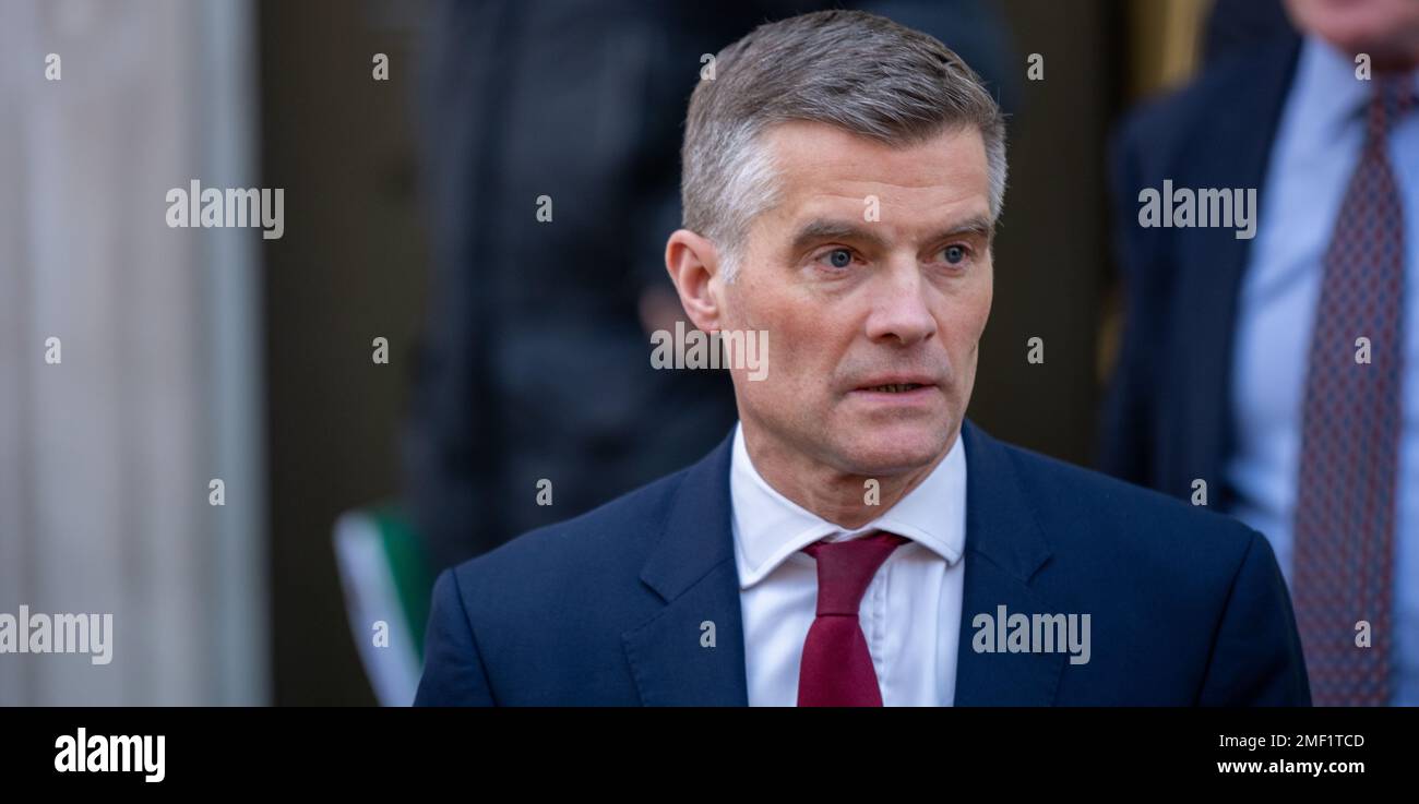 Meetings mark harper hi-res stock photography and images - Alamy