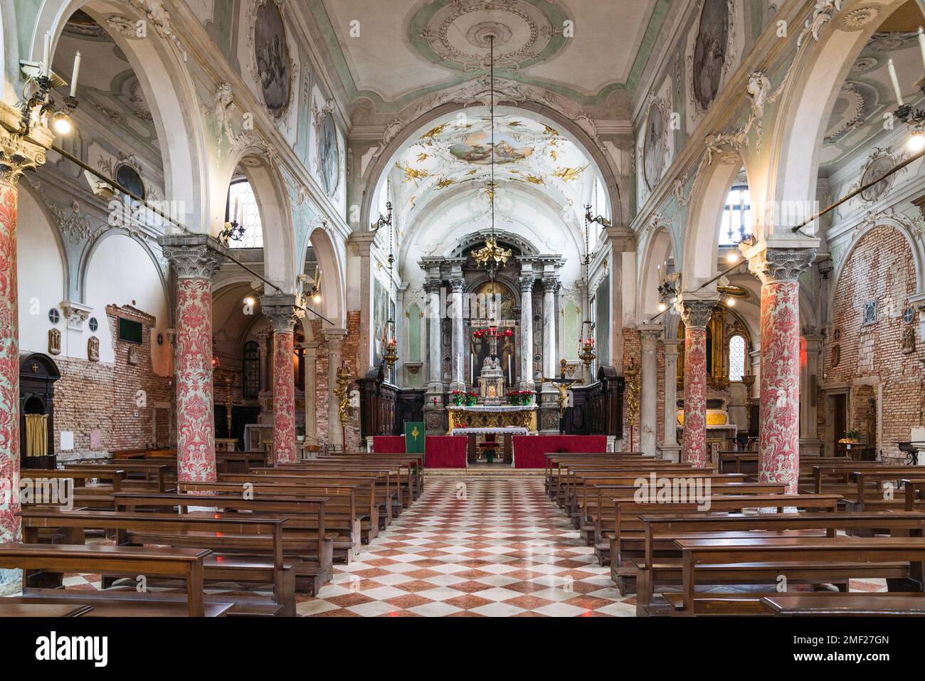 Interior of the Redentore church in Venice, Italy Stock Photo - Alamy