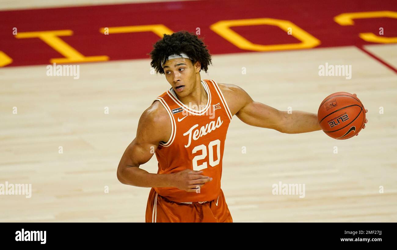 Texas forward Jericho Sims during the first half of an NCAA college ...