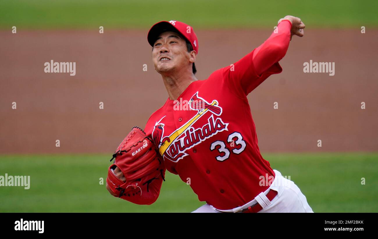 St. Louis Cardinals starting pitcher Kwang Hyun Kim throws during the ...