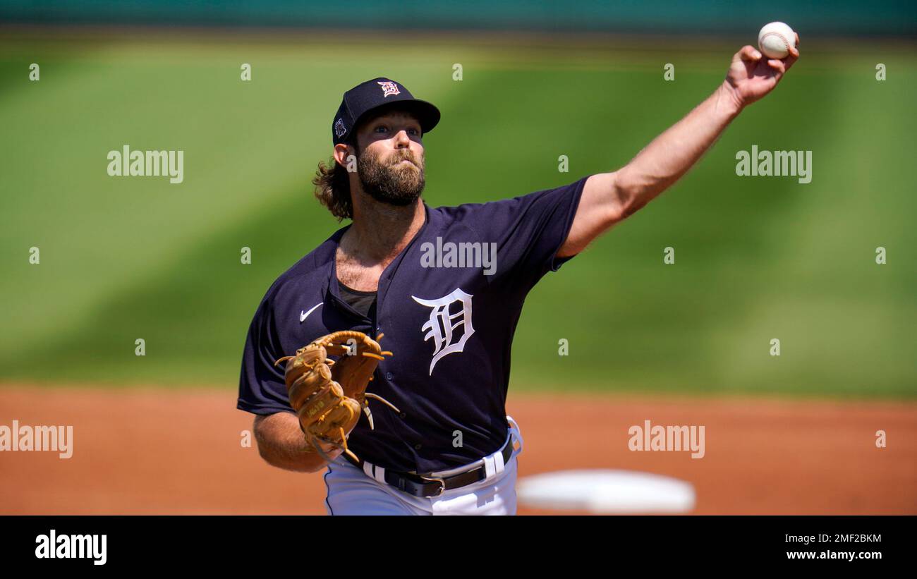Detroit Tigers starting pitcher Daniel Norris delivers during the first ...