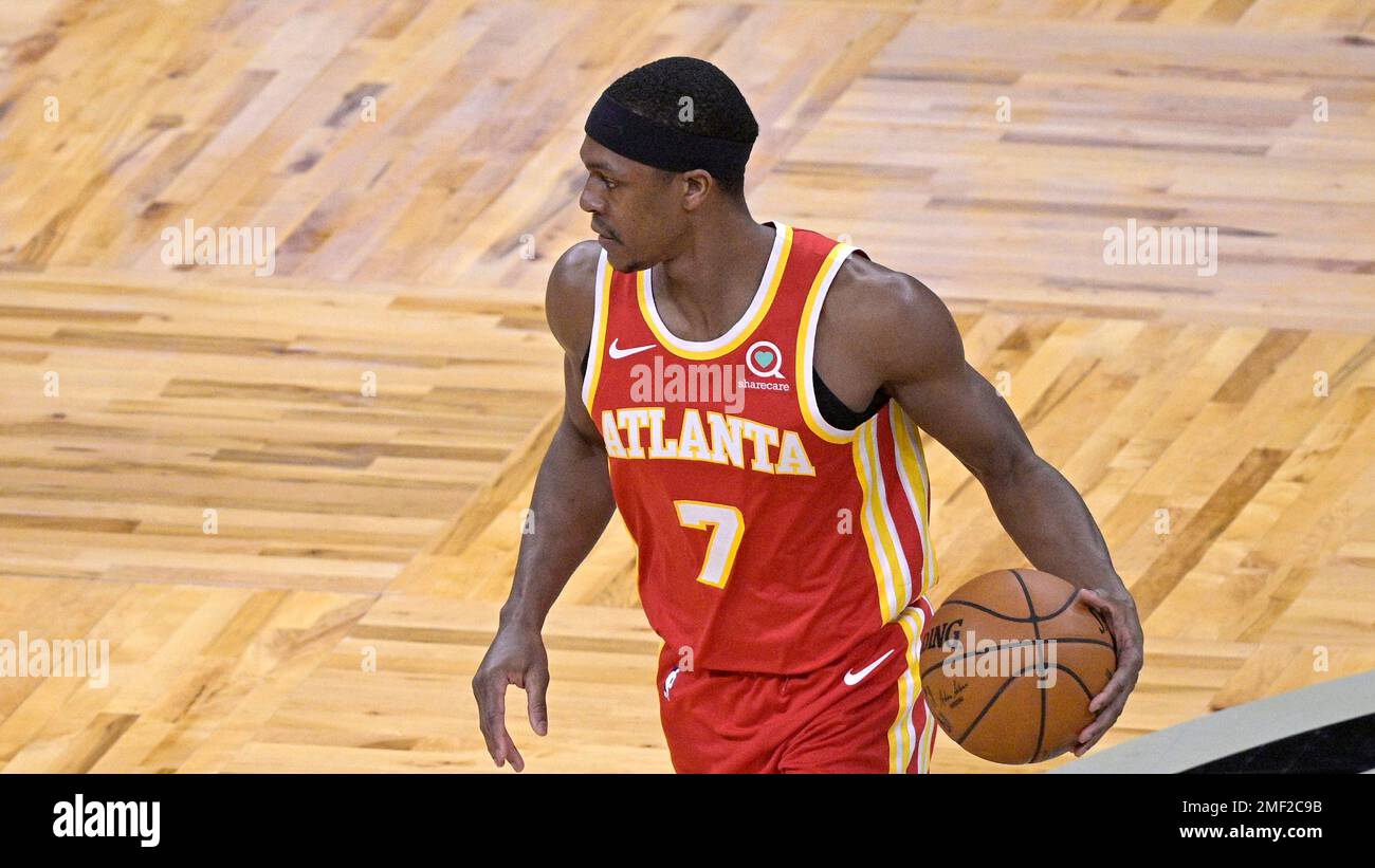 Atlanta Hawks guard Rajon Rondo (7) sets up a play during the second ...