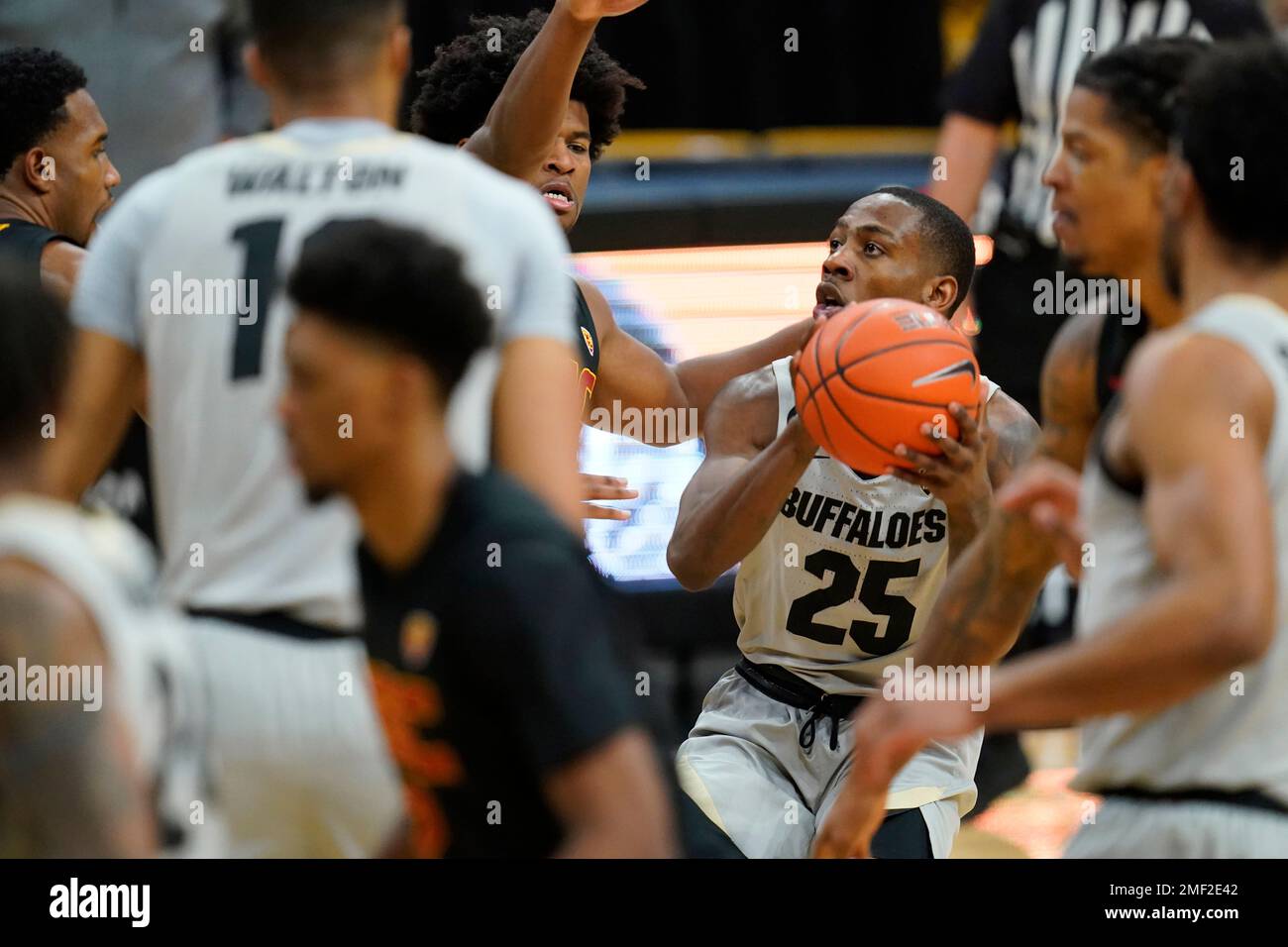 Colorado guard McKinley Wright IV (25) in the second half of an NCAA ...