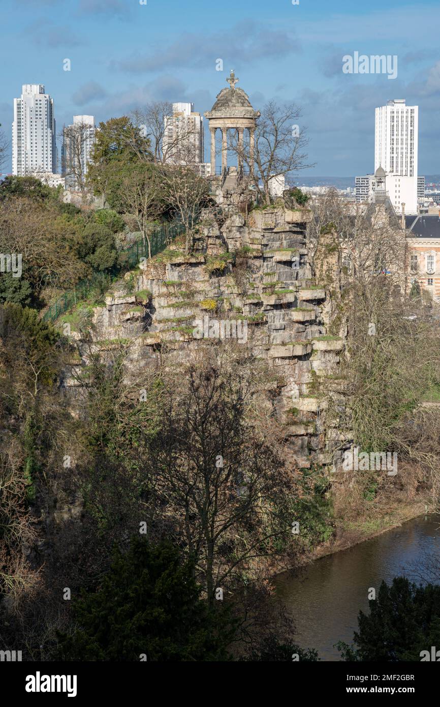 Park des Buttes Chaumont. View of the Footbridge joining the belvedere ...