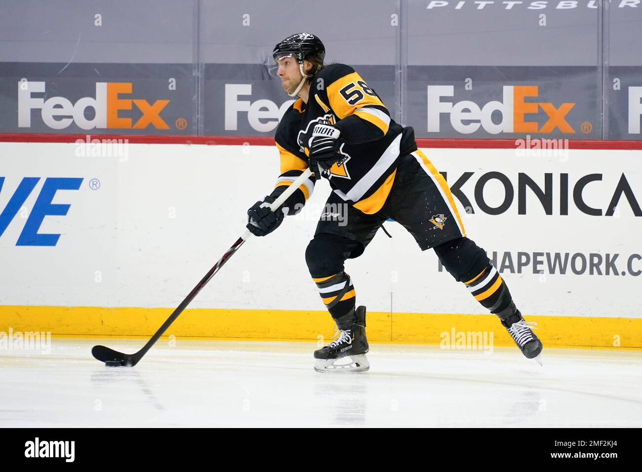 Pittsburgh Penguins' Kris Letang (58) plays against the Philadelphia ...