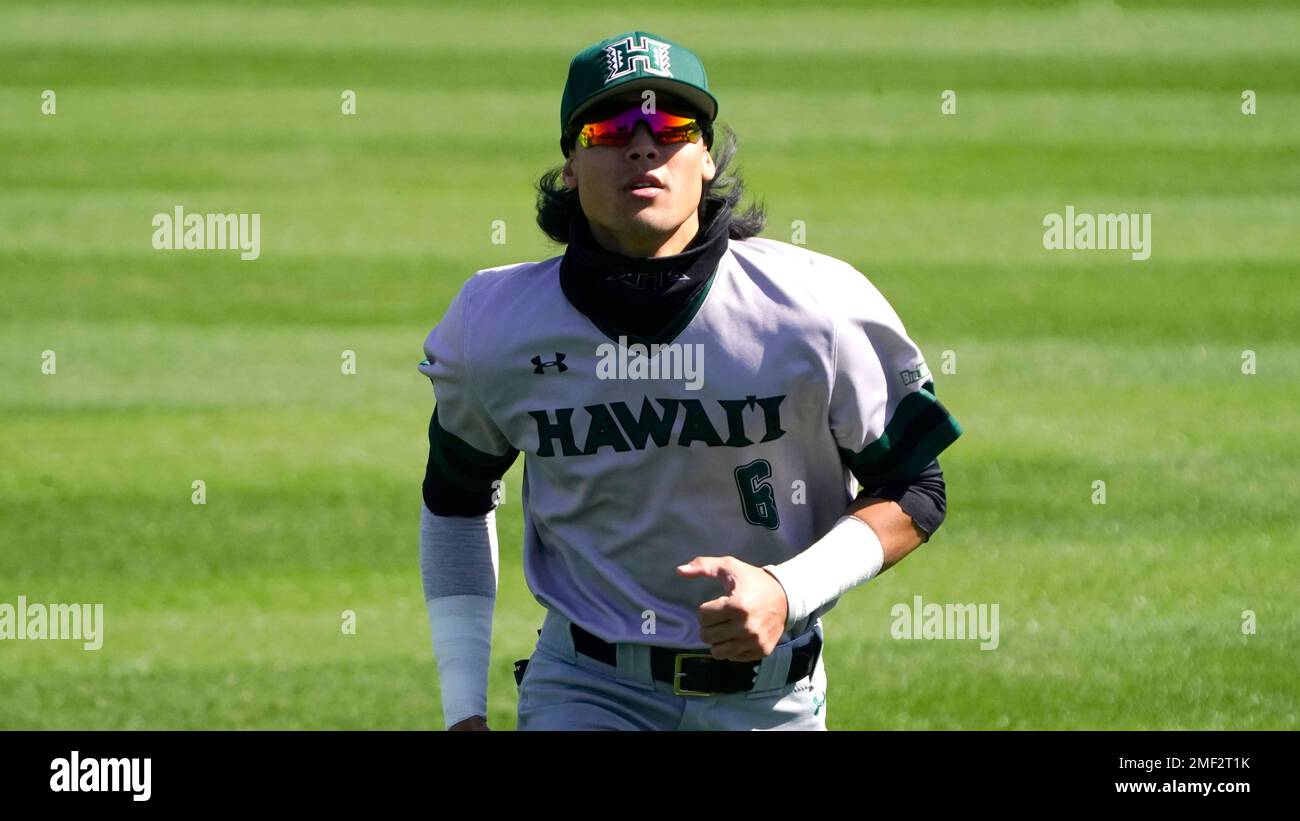 Hawaii Stone Miyao (6) during an NCAA baseball game against Arizona ...