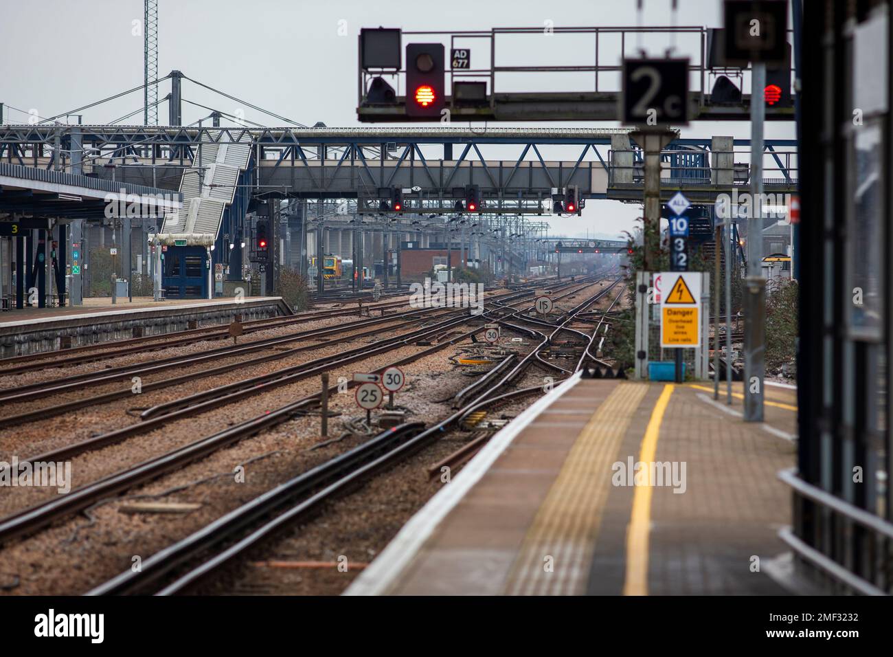 Ashford international platform hi-res stock photography and images - Alamy