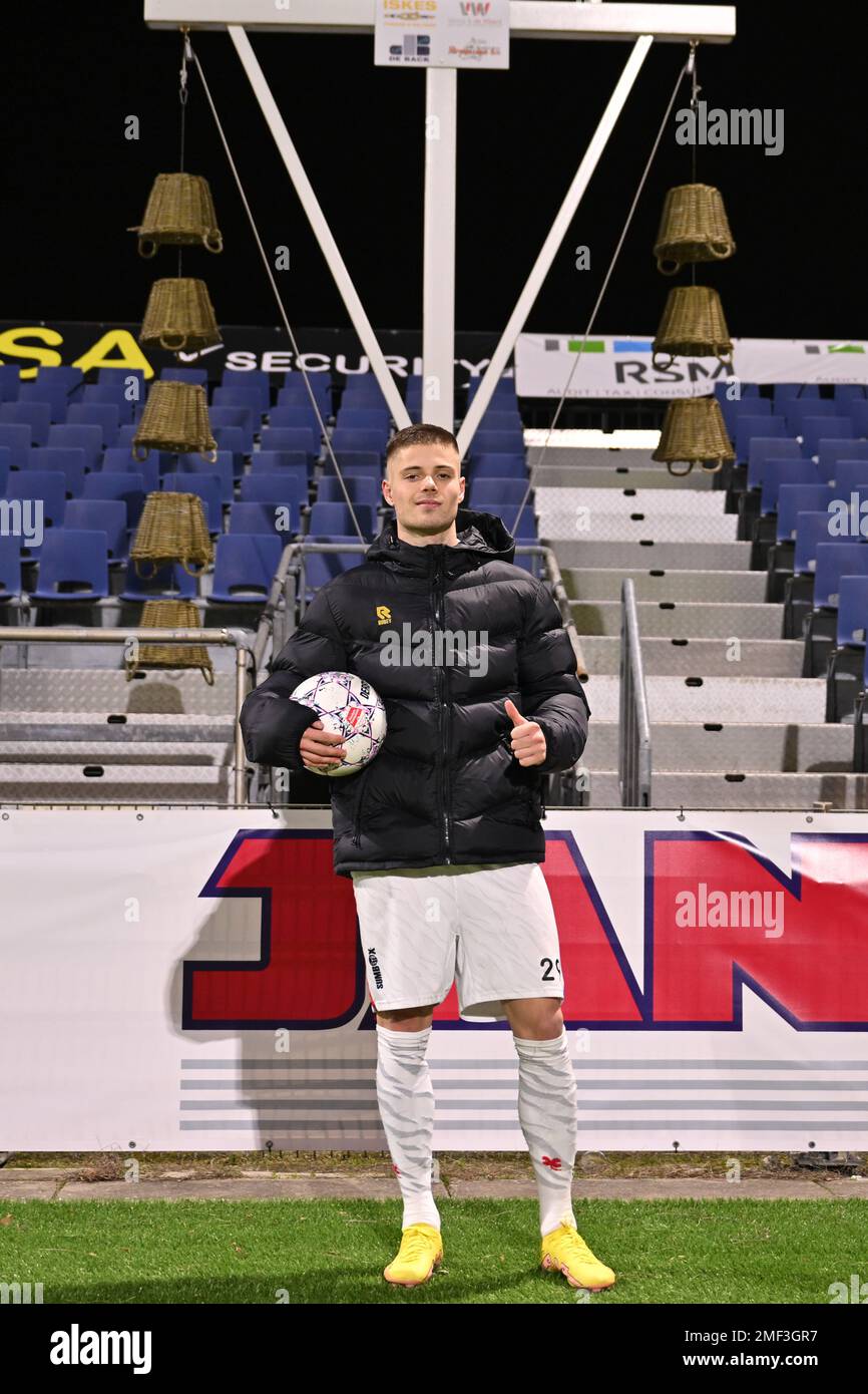 VELSEN-IJMUIDEN, NETHERLANDS - JANUARY 24: Rein Smit of SC Telstar ...