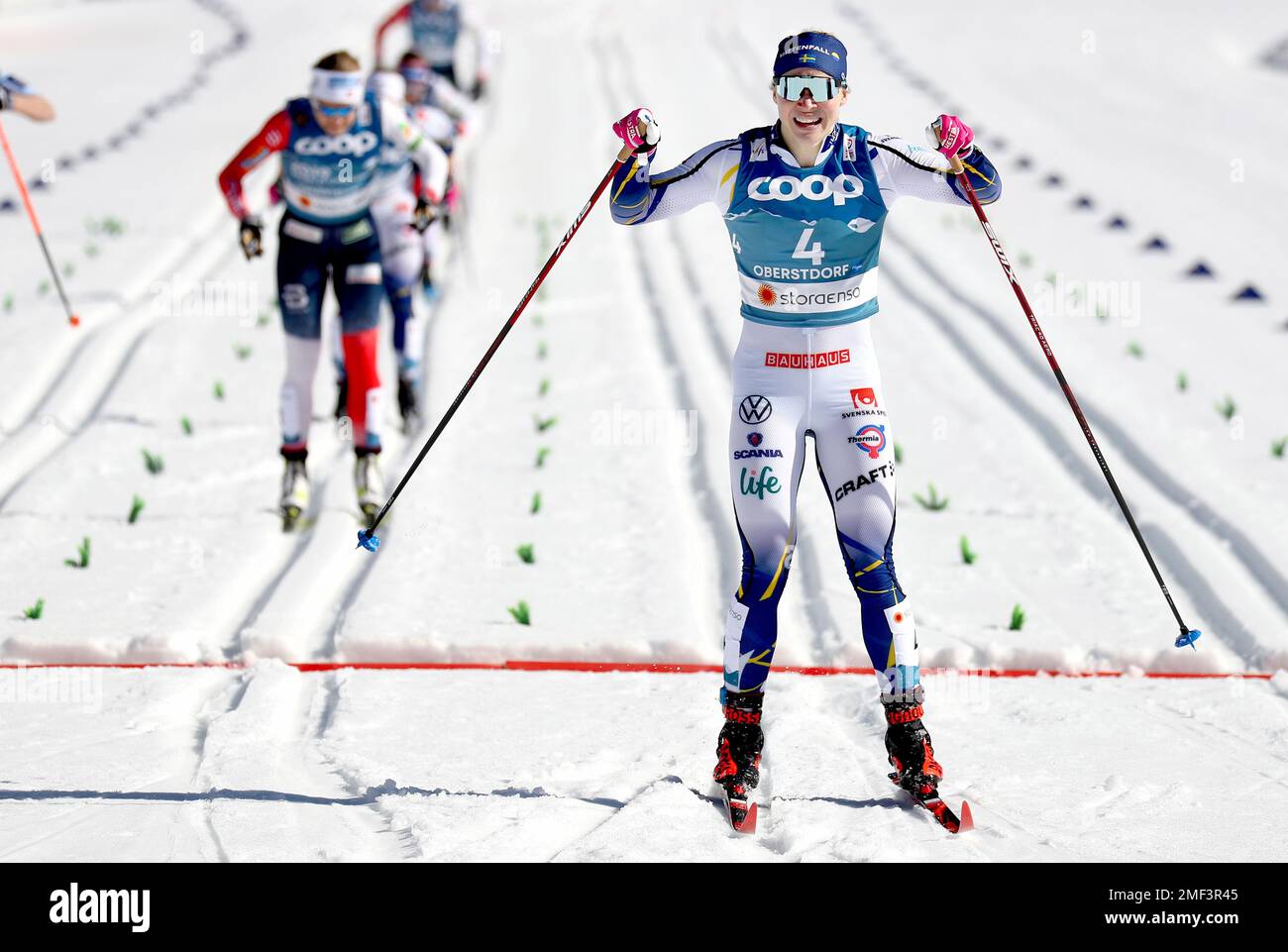Sweden's Jonna Sundling, front, celebrates winning the women's cross ...