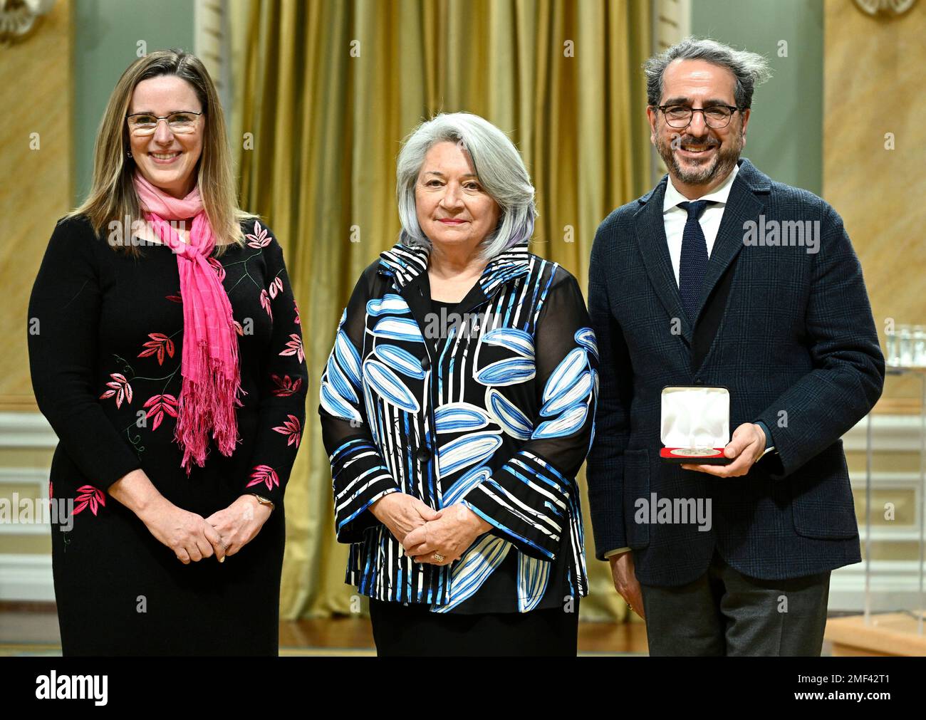 Anita Gaffney and Siamak Hariri receive a Governor General's Medal in ...