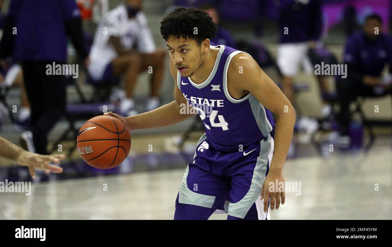 Kansas State Wildcats guard Nijel Pack (24) brings the ball down he ...