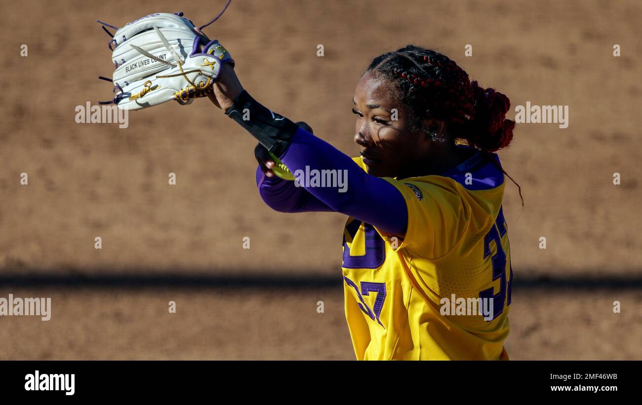 LSU Morgan Smith (37) pitches against Alabama during an NCAA softball ...