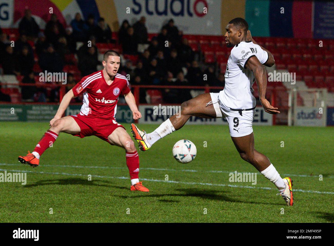 Lee ndlovu hi-res stock photography and images - Alamy