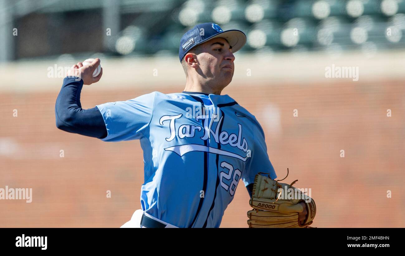 North Carolina's Max Alba (28) pitches during during an NCAA baseball ...