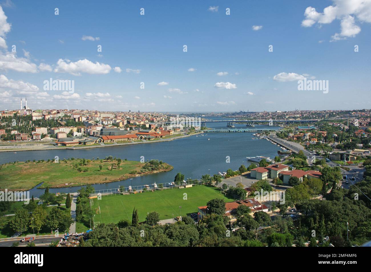 Piyer hi-res stock photography and images - Alamy