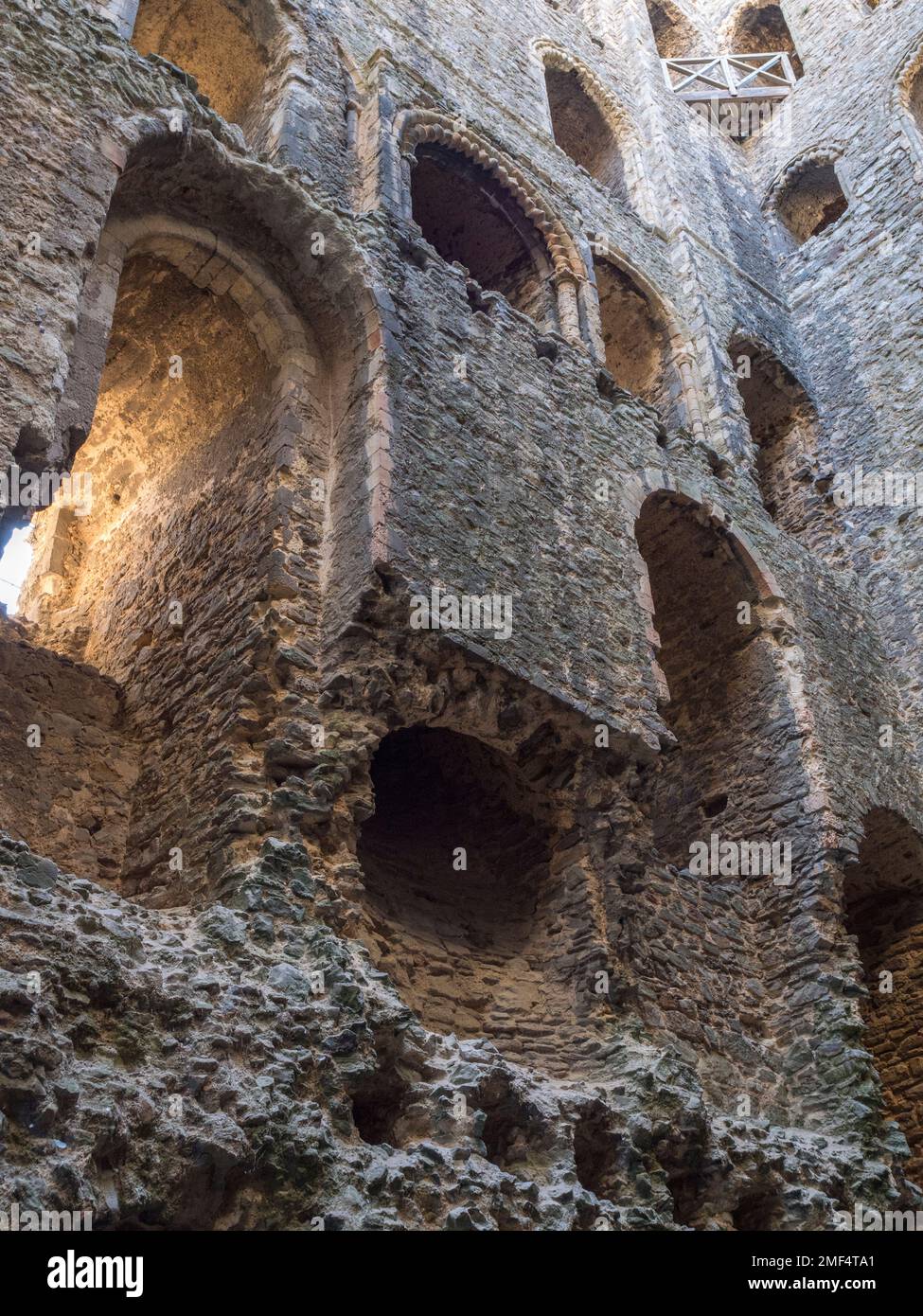 Ruin ruins fireplace hi-res stock photography and images - Alamy