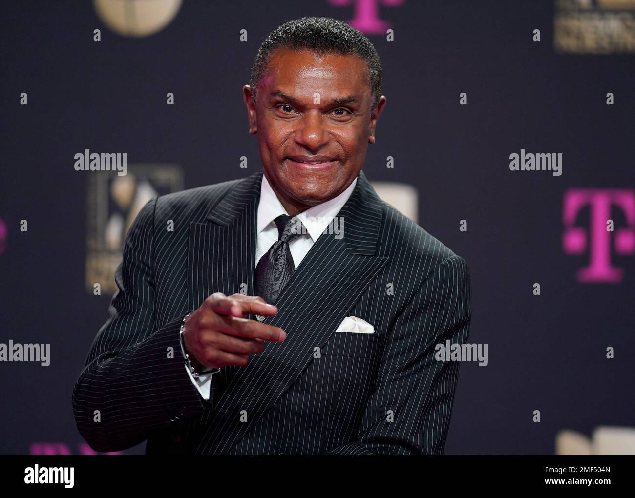 Jose Alberto El Canario