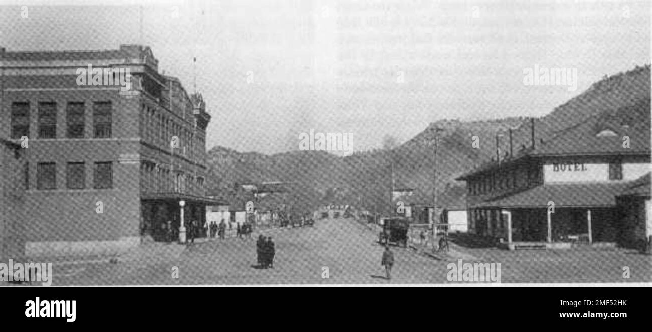 Main Street Dawson, 1916 Stock Photo - Alamy Main Street Dawson, 1916 Stock Photo - Alamy