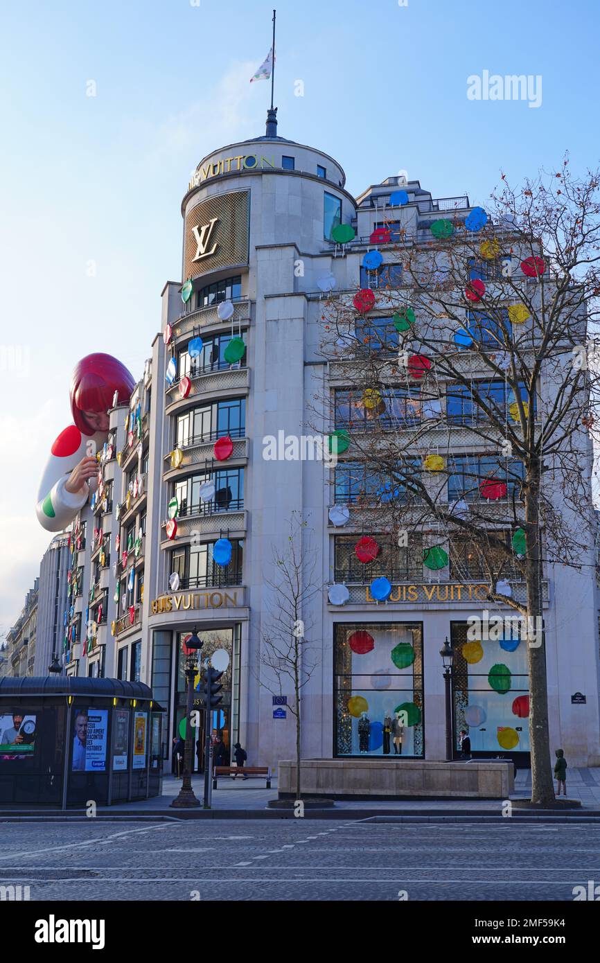 PARIS, FRANCE -22 JAN 2023- View of the Louis Vuitton flagship store on ...