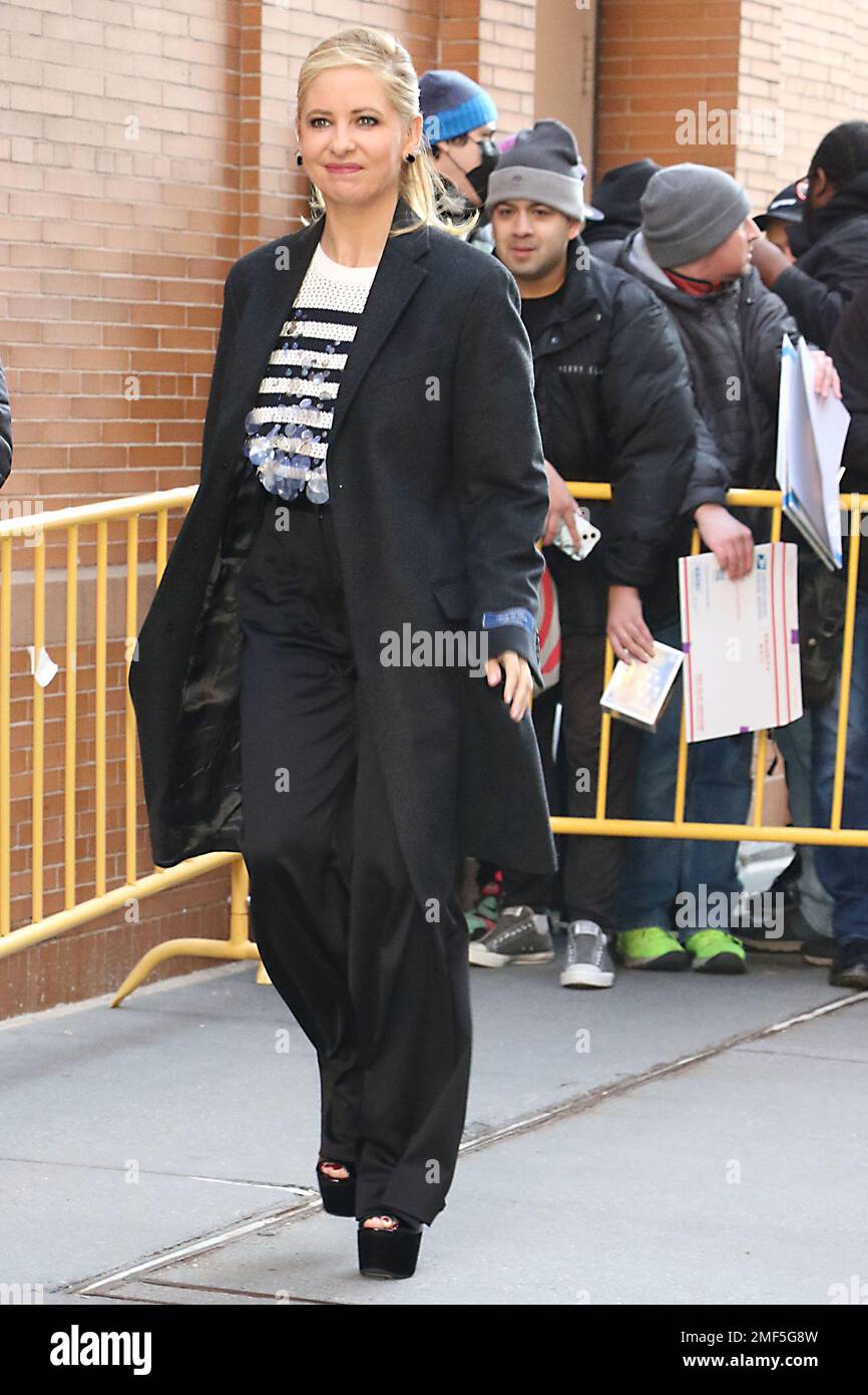 Sarah Michelle Gellar visits ‘The View’ while in NYC to promote ‘Wolf ...