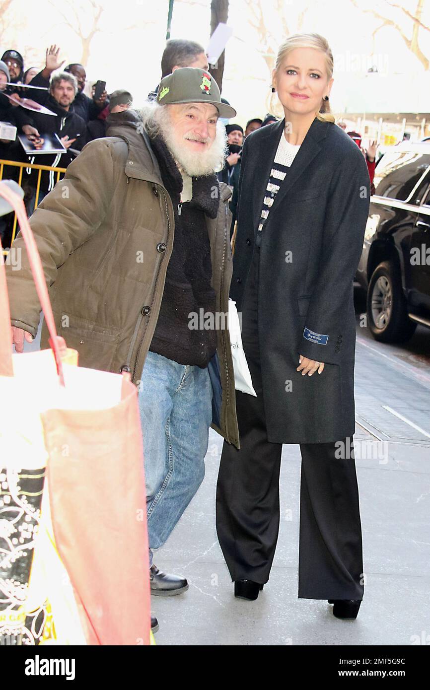 Sarah Michelle Gellar visits ‘The View’ while in NYC to promote ‘Wolf ...