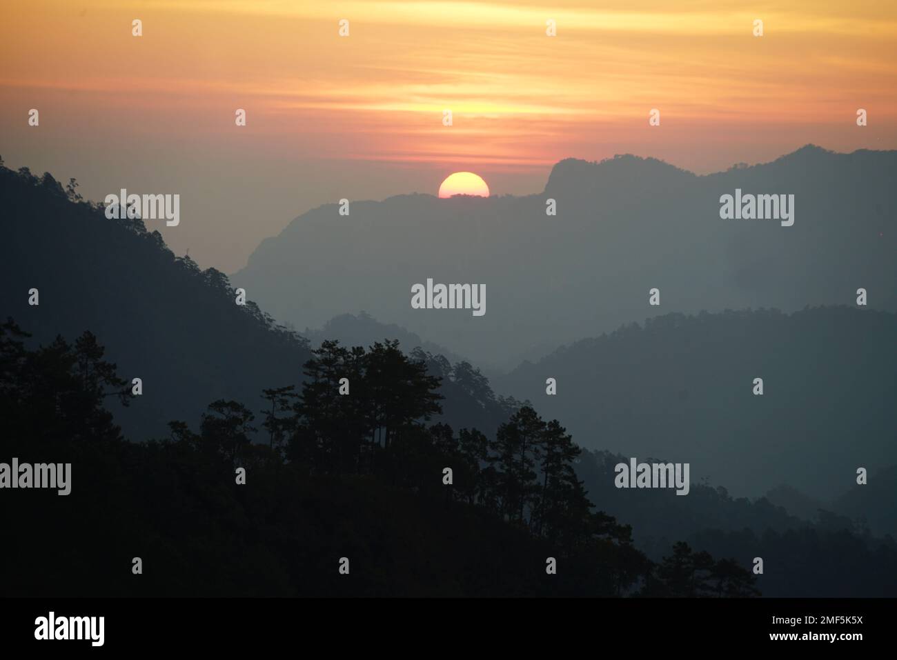 Hadubi view point with Doi Chiang Dao mountain in Chiang Mai, Thailand ...