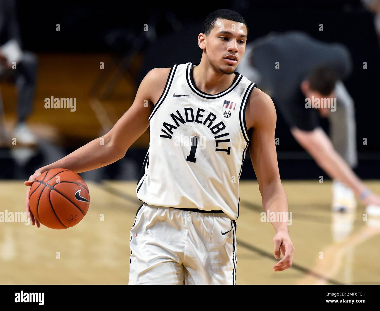 Vanderbilt forward Dylan Disu (1) plays against Auburn during the first ...