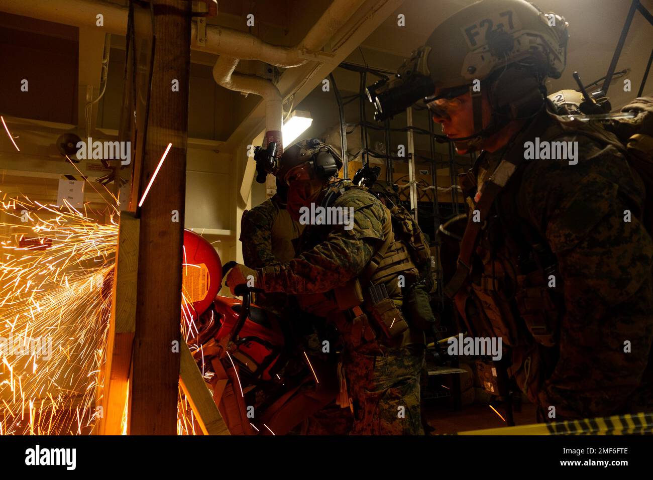 U.S. Marines with Force Reconnaissance Platoon, 3rd Marine Division ...