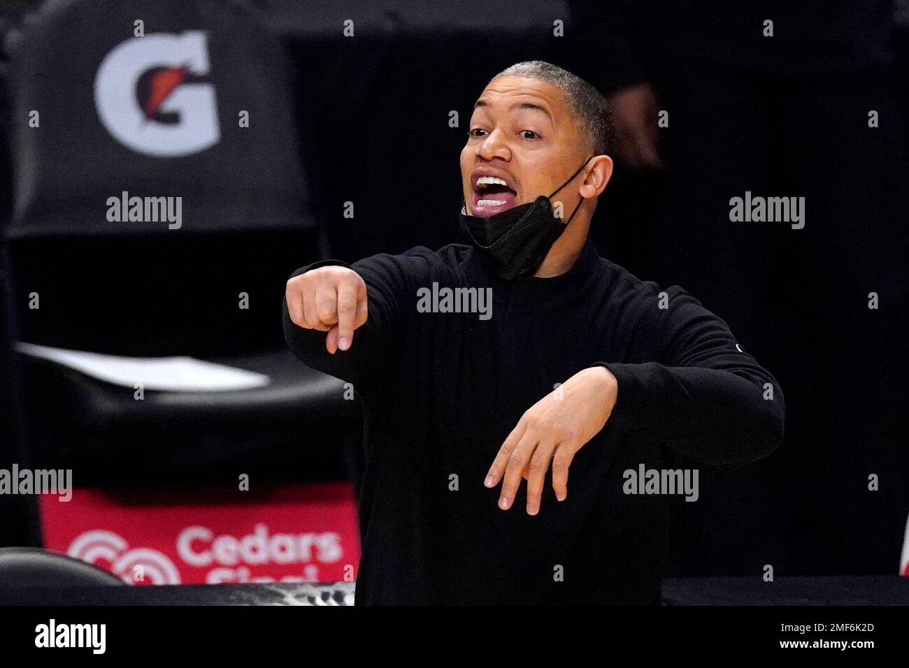 Los Angeles Clippers head coach Tyronn Lue gestures to his team during ...