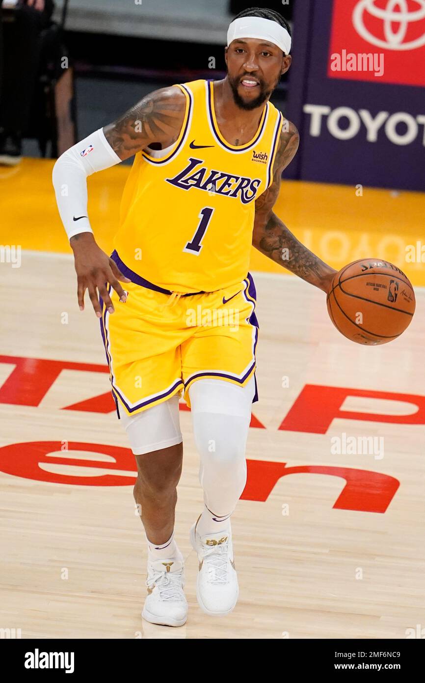 Los Angeles Lakers guard Kentavious Caldwell-Pope (1) dribbles against ...