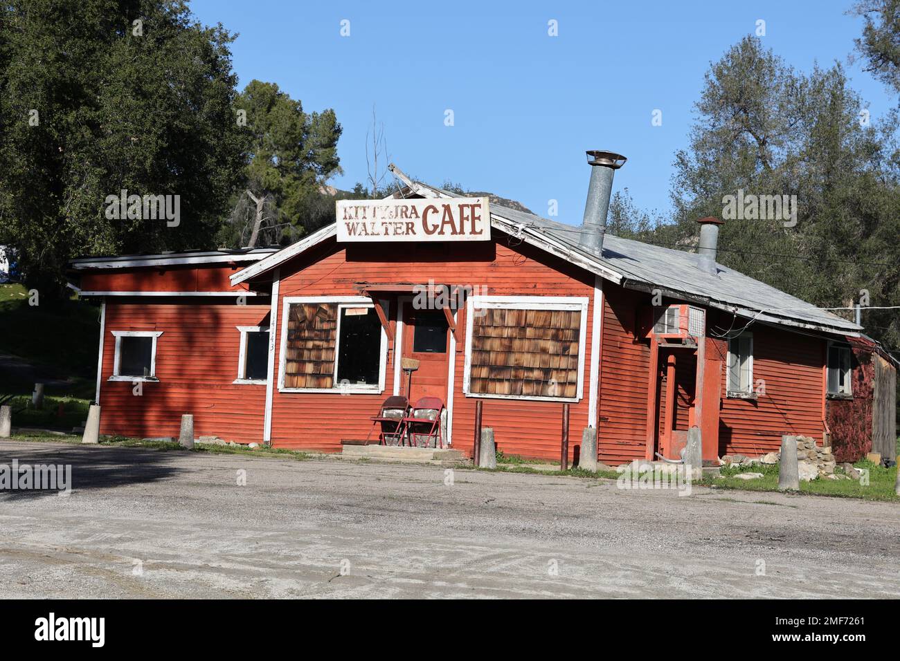 Abandoned Cafe Building Stock Photo - Alamy