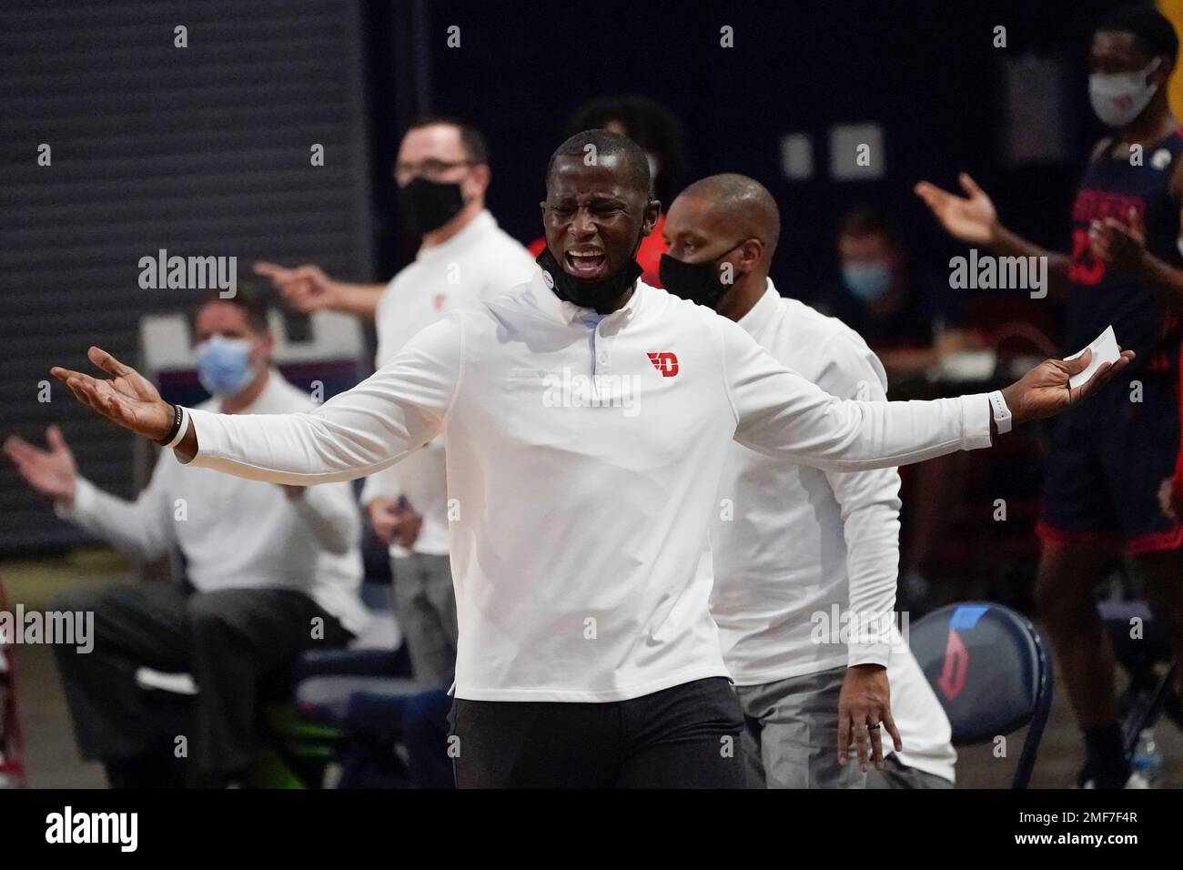 Dayton head coach Anthony Grant questions a call during the second half ...