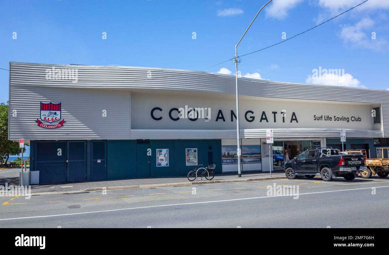 Coolangatta surf life saving club hi-res stock photography and images ...