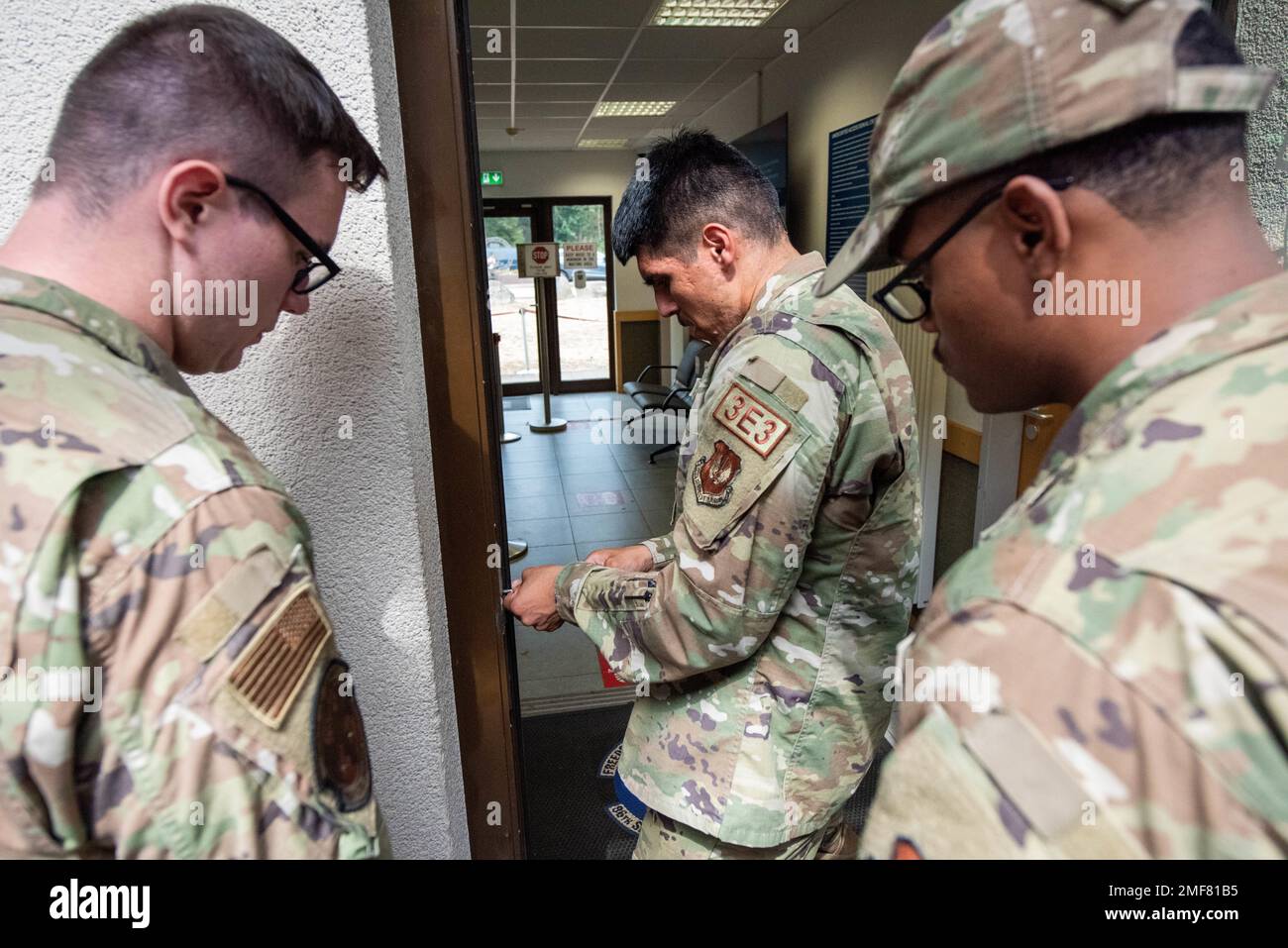 786 civil engineer squadron hi-res stock photography and images - Alamy