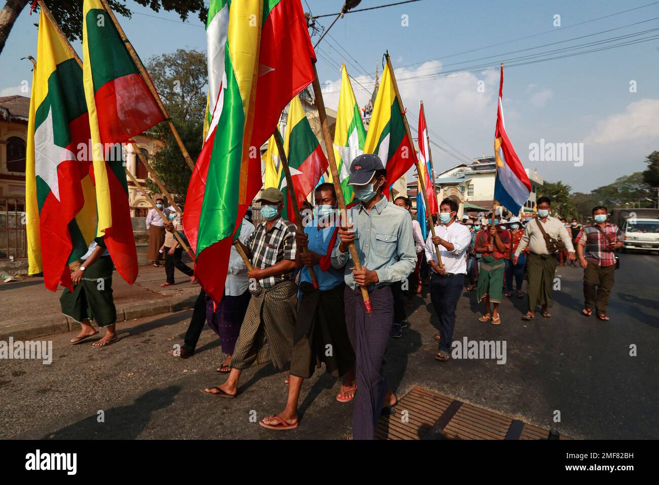Supporters of the Myanmar military and the military-backed Union ...