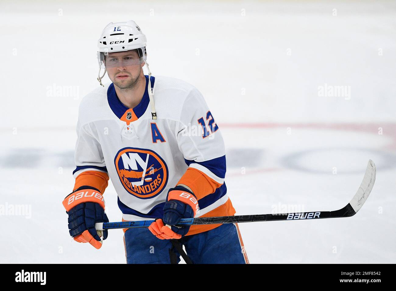 New York Islanders right wing Josh Bailey (12) warms up before an NHL ...