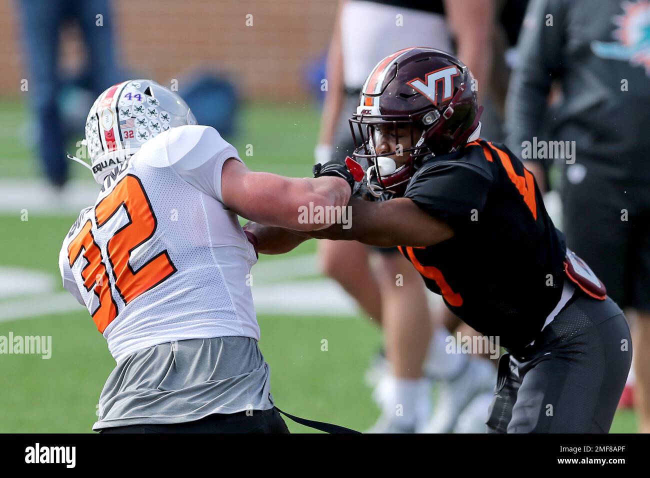 National Team linebacker Tuf Borland of Ohio State (32) and running ...