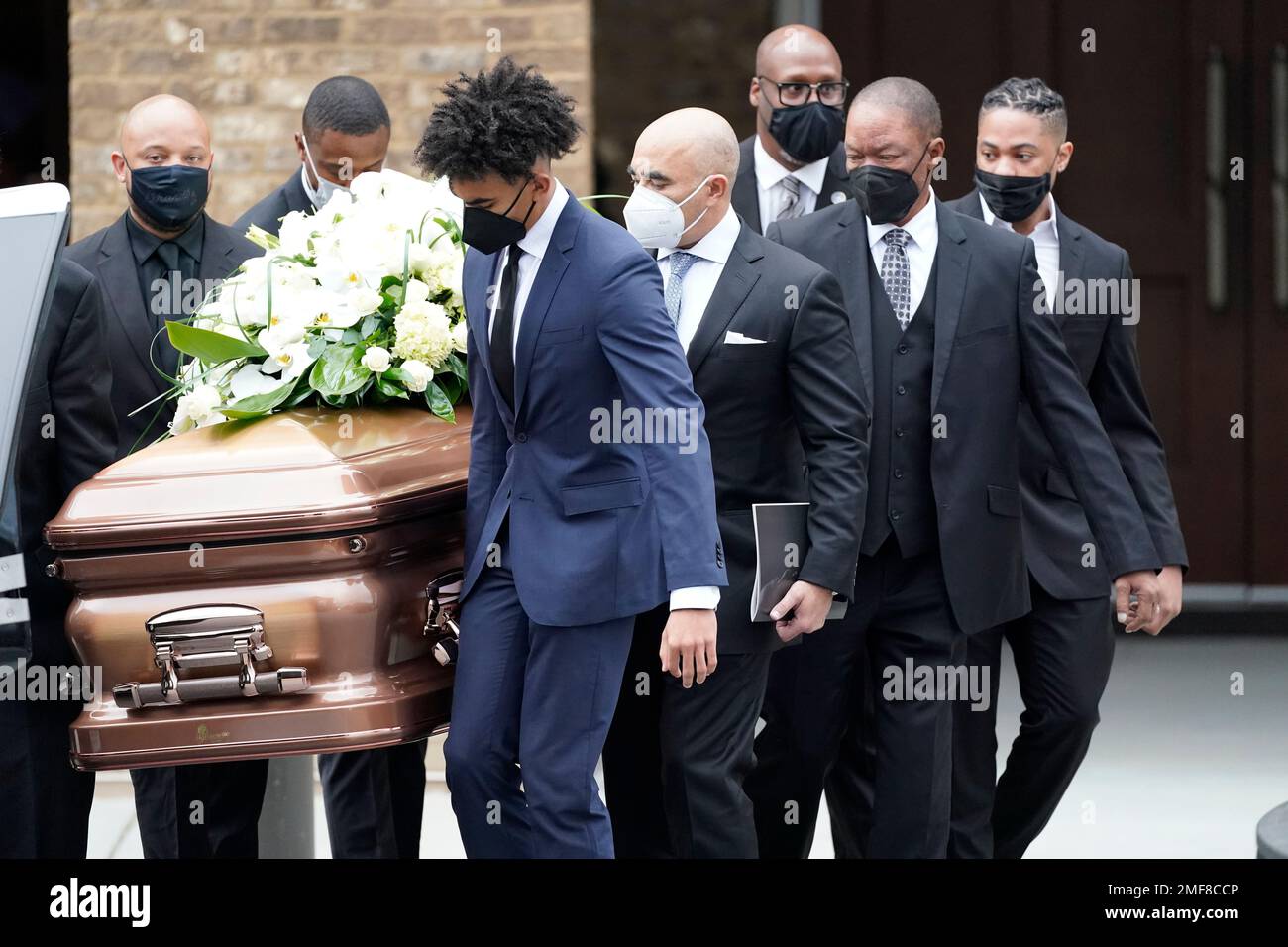 The casket carrying Hank Aaron is moved during his funeral at ...