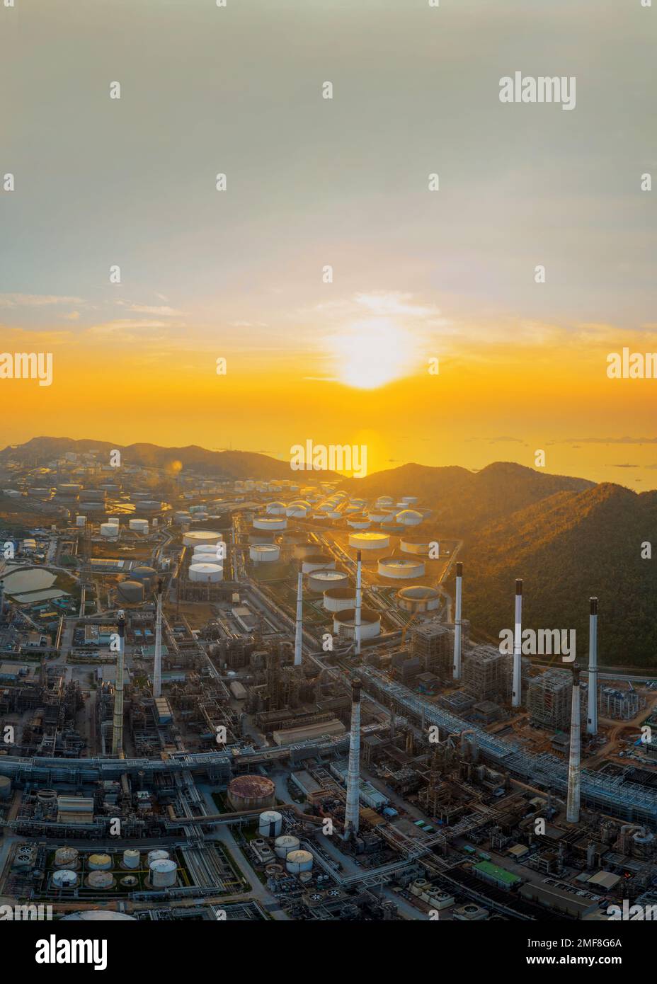 Oil Refinery Gas Chemical Equipment Prodiction import export Concept ...