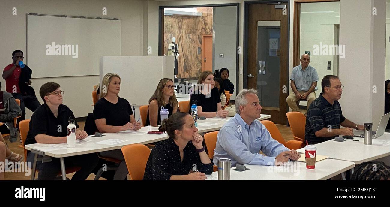 Naval surface warfare center nswcpd hi-res stock photography and images ...